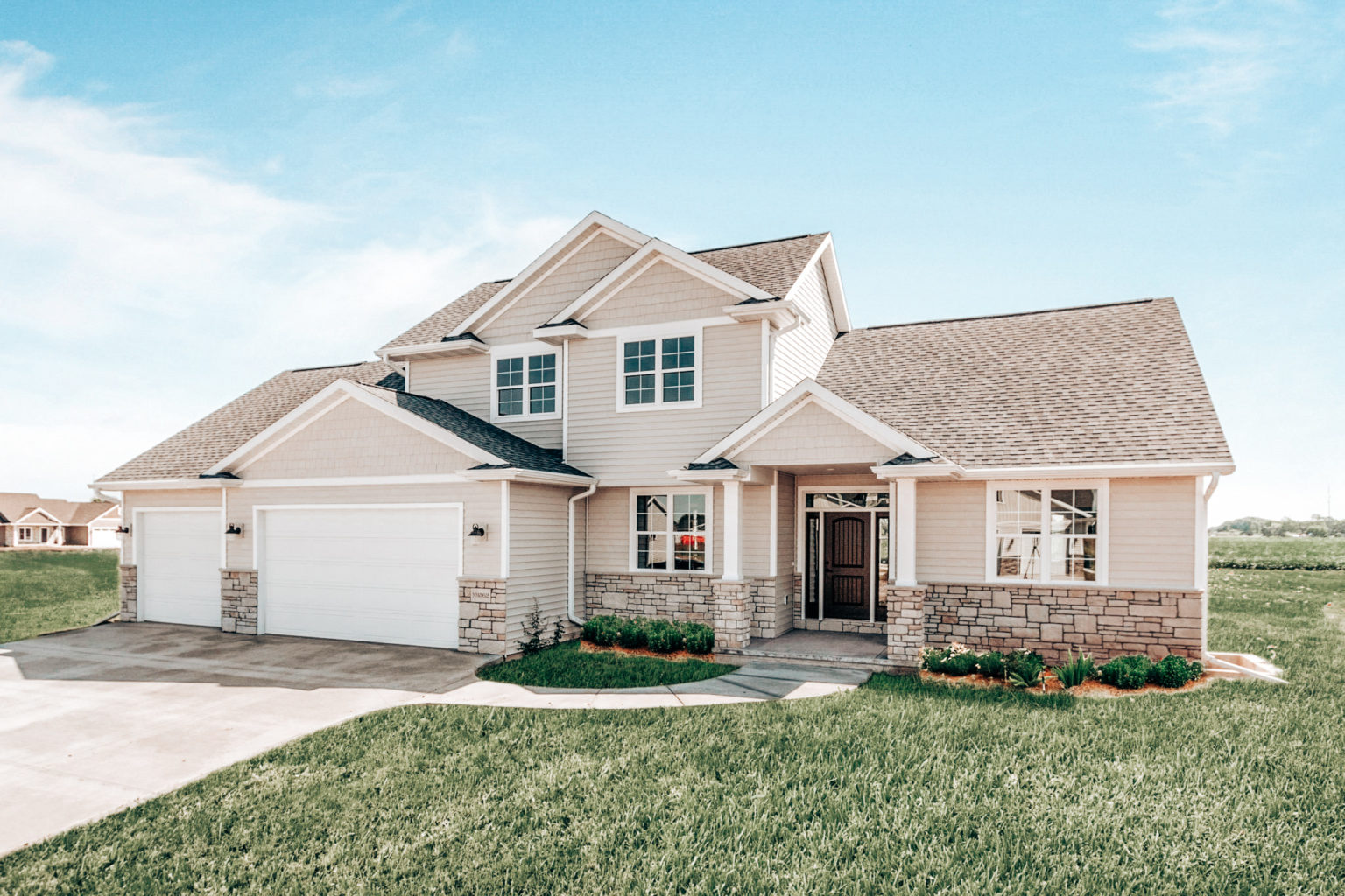 7 Reasons to Buy New - Midwest Design Homes | Midwest Design Homes
